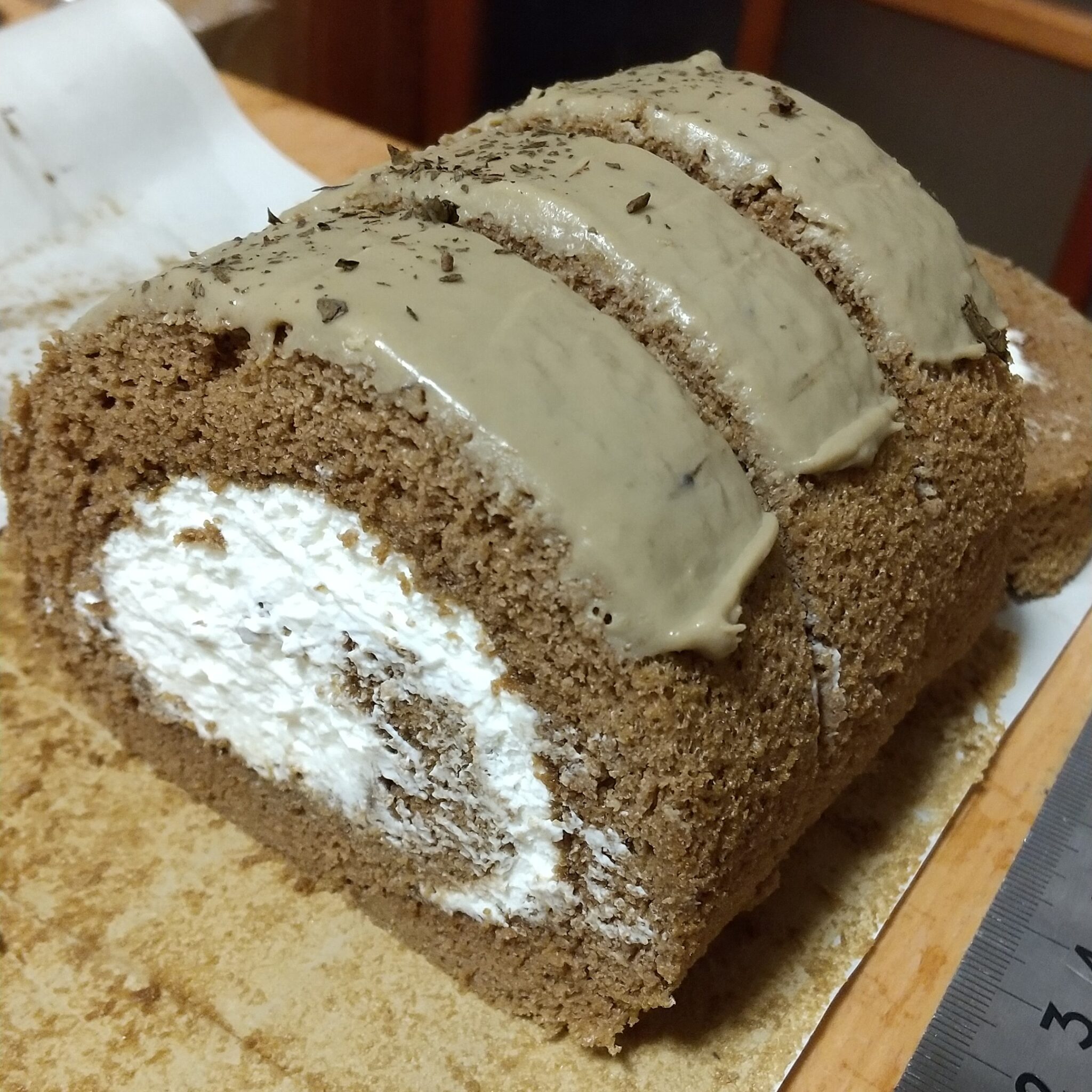 ほうじ茶ロール | 【おやつ処 まどや】 Madoya Official Blog